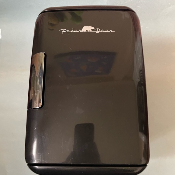 Polar Bear | Kitchen | Euc Polar Bear Compact Mini Fridge Cooler 4liter ...